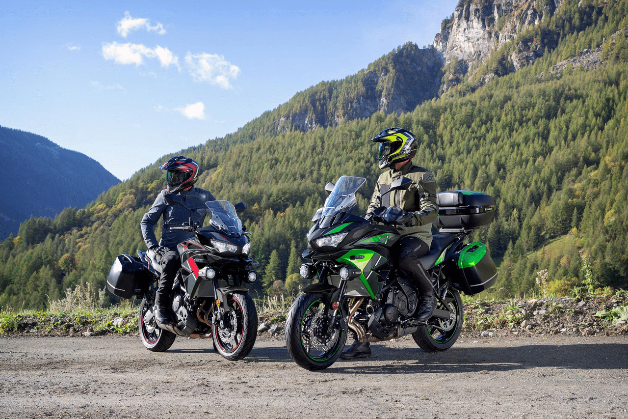 Kawasaki Versys650 ราคาและตารางผ่อน ดาวน์ - Racing Club เราเป็นสื่อที่ ...
